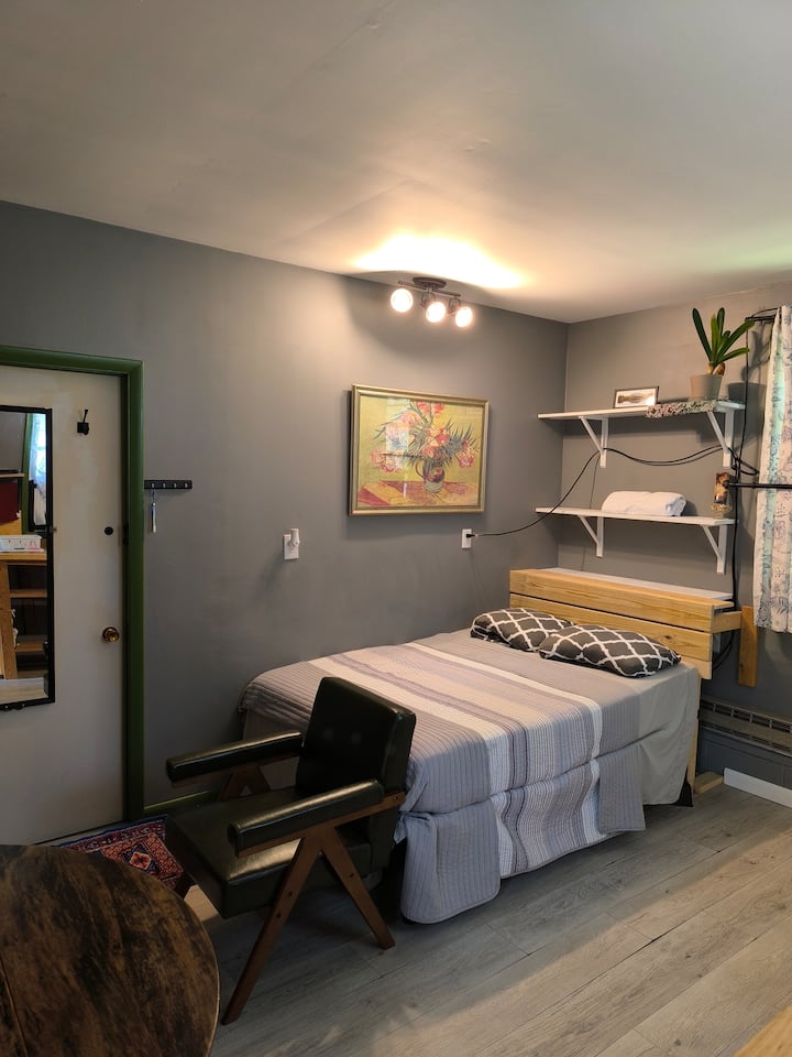 Tree Views Relaxing Guesthouse - Salisbury, MD