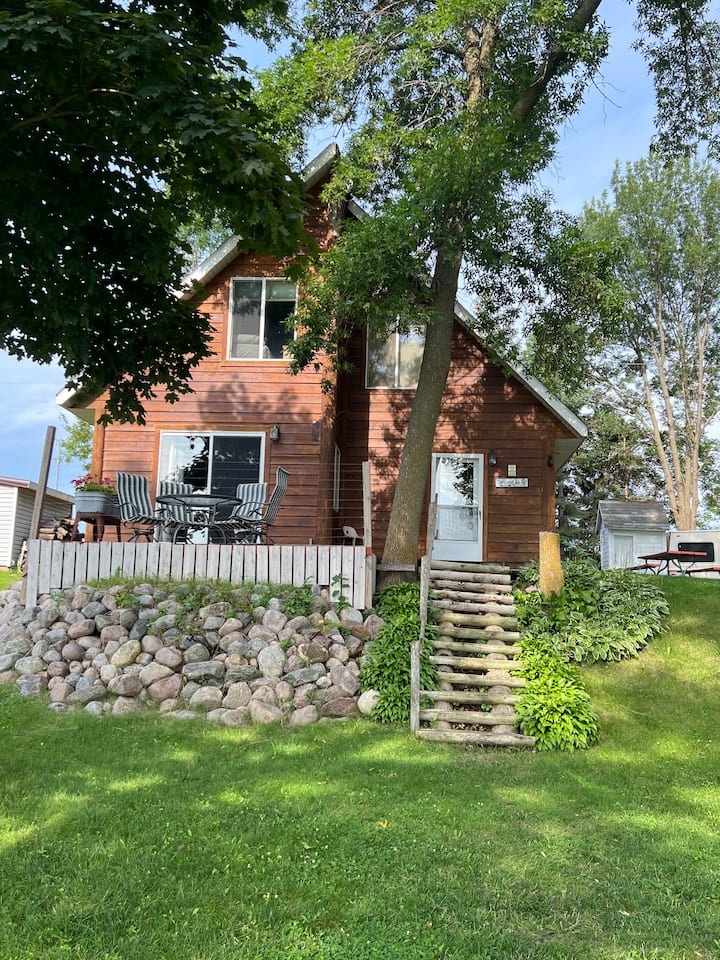 Charming Lakefront Cabin With Dockside Swimming - Lake Carlos State Park, Carlos
