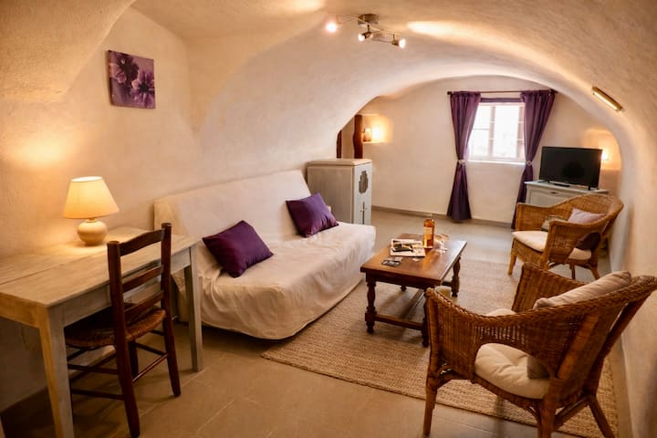 Charmant Gîte En Pierre Avec Cour Privée, Ardèche - Barjac