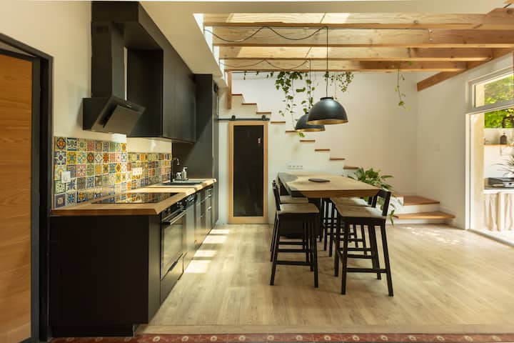 Maison 8 Places Avec Jardin à 300m Des Arènes - Arles