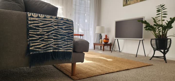 Retro Brunswick Beauty! - Melbourne