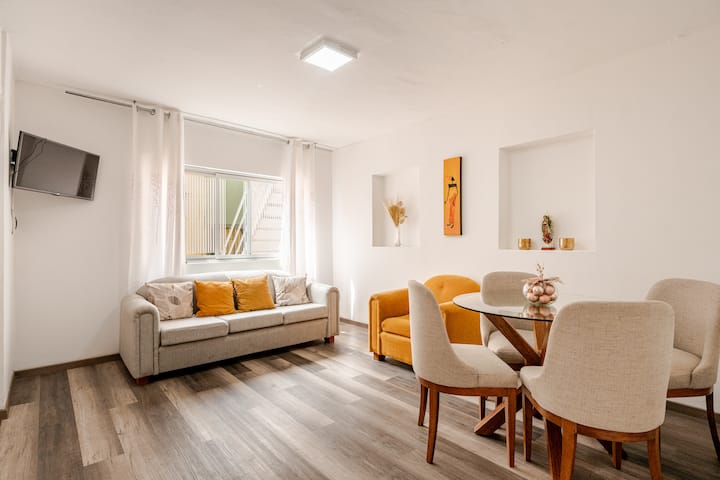 Cozy 2br | Heart Of Barranco | Walk To Everywhere - Lima