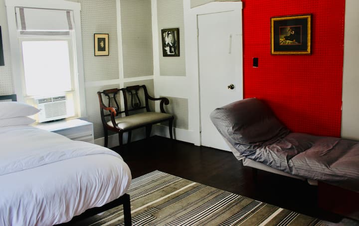 Private Downtown Abode | Walk To Everything - Portland, ME