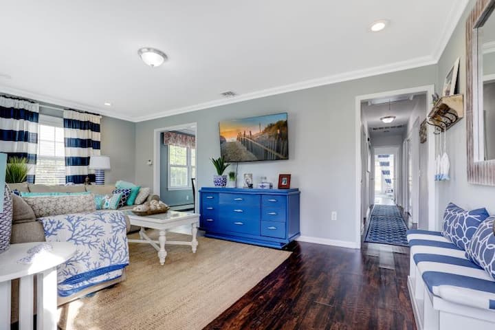 Waterfront Cottage | Walk To Beach & Downtown - Point Pleasant Beach, NJ