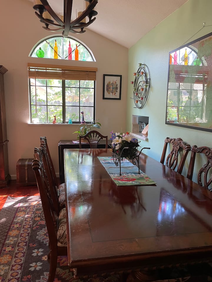 Private Bedroom W Pool & Spa Near Airport/downtown - Sacramento, CA