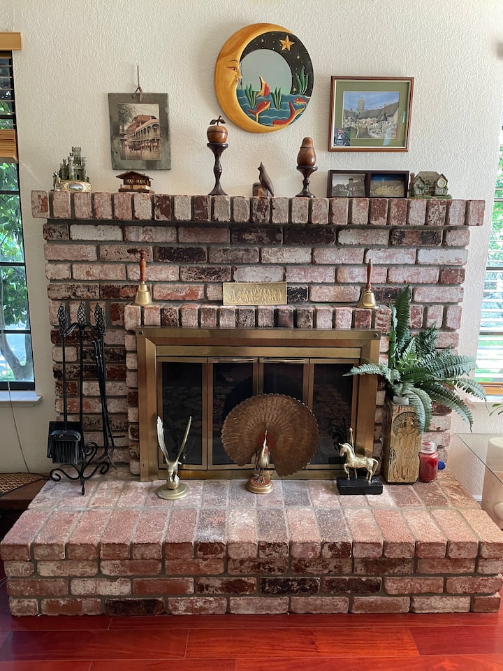 Private Bedroom W Pool & Spa Near Airport/downtown - Sacramento, CA