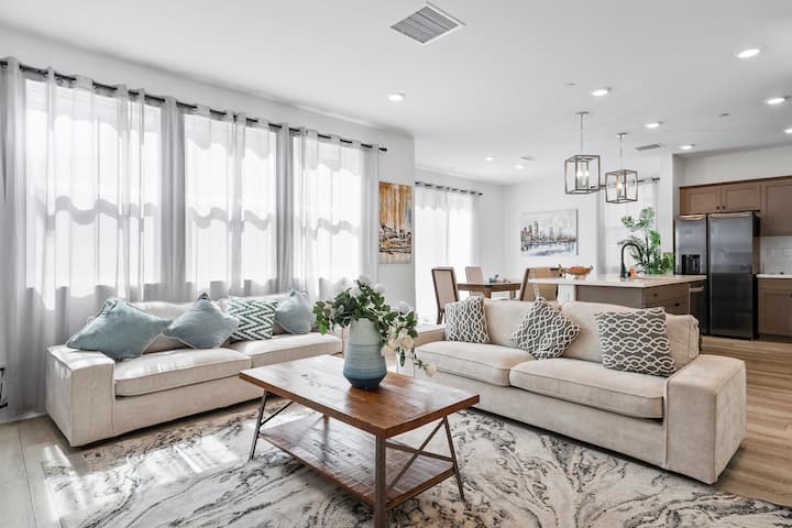 Delight On Coral Bells Pl  M#41423 - Upland, CA