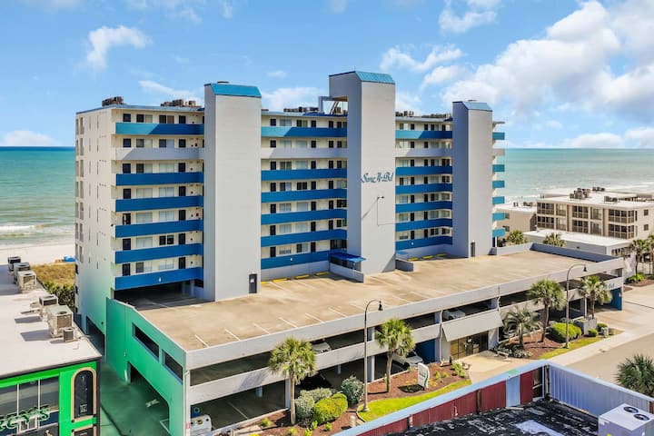 Oceanfront Penthouse In Paradise W Indoor Pool - North Myrtle Beach, SC