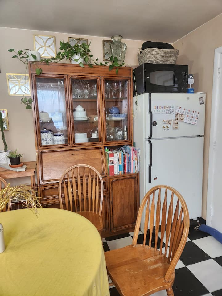 Lovely Room In A Quiet Part Of Uptown - Waterloo, ON, Canada