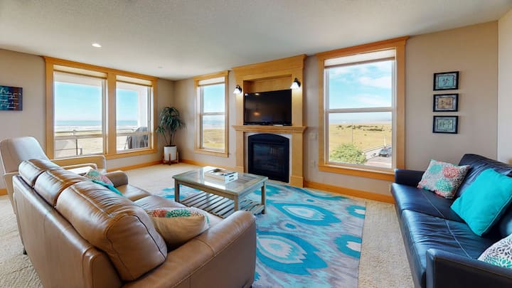 Seaview Serenity At Seaside Beach: Ocean Front - Seaside, OR