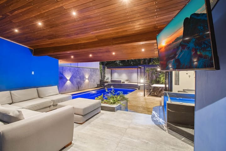 Luxury Villa *Private Pool, Jacuzzi, Turco* - Medellín