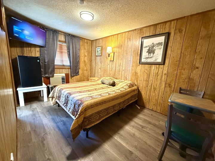 Kathy's Short Branch Bunkhouse Private Room - United States