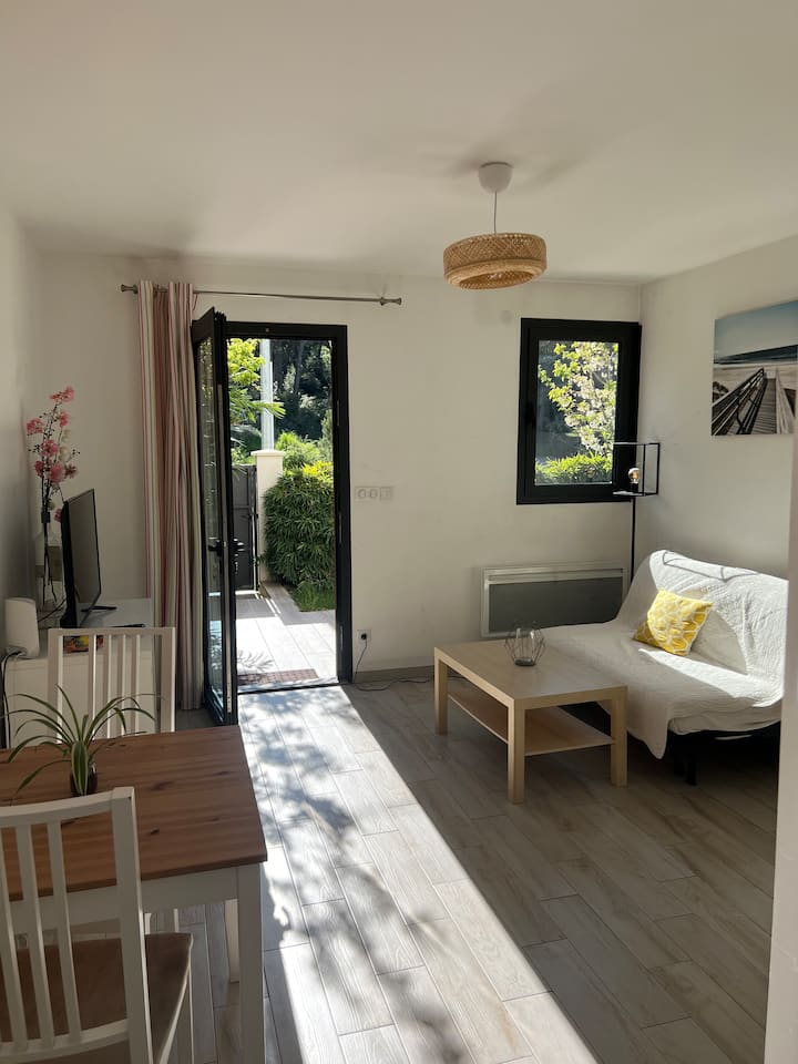 Charmant Appartement En Rdc De Villa. - Cabriès