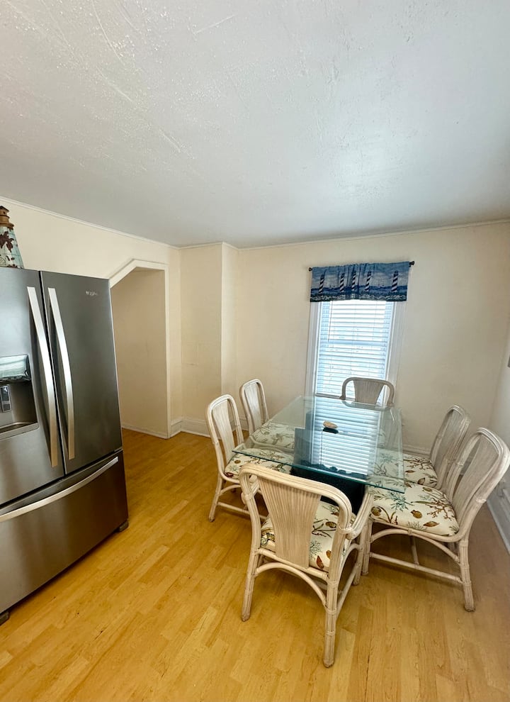 Condo Near The Shore(3rd & 4th Floors) !!! - Cape May