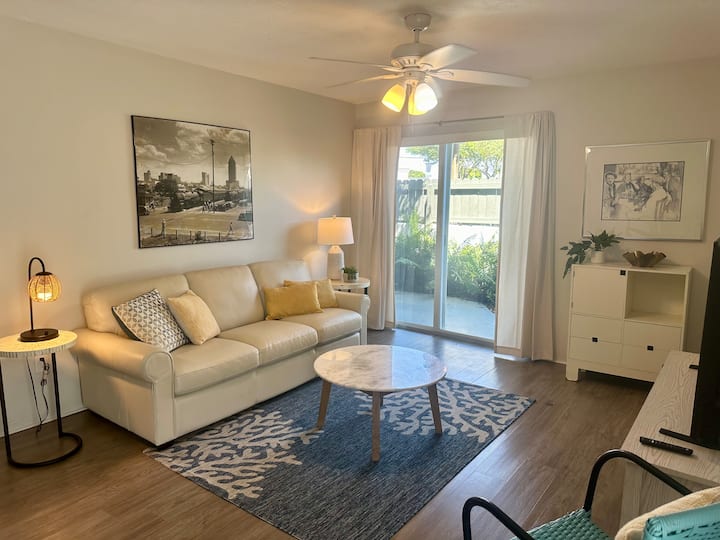 Pinecrest #1, 2 Bedroom(4 Twin Beds)park 2 Cars - Kendall, FL