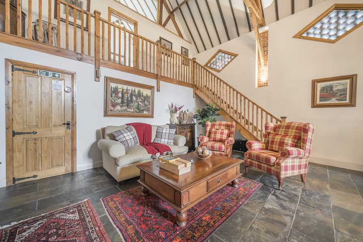 The Barn – Surrey Countryside Escape - Woking