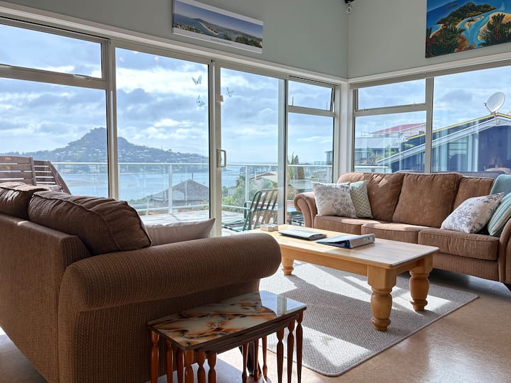 Tironui- House With A Big View! - Pauanui
