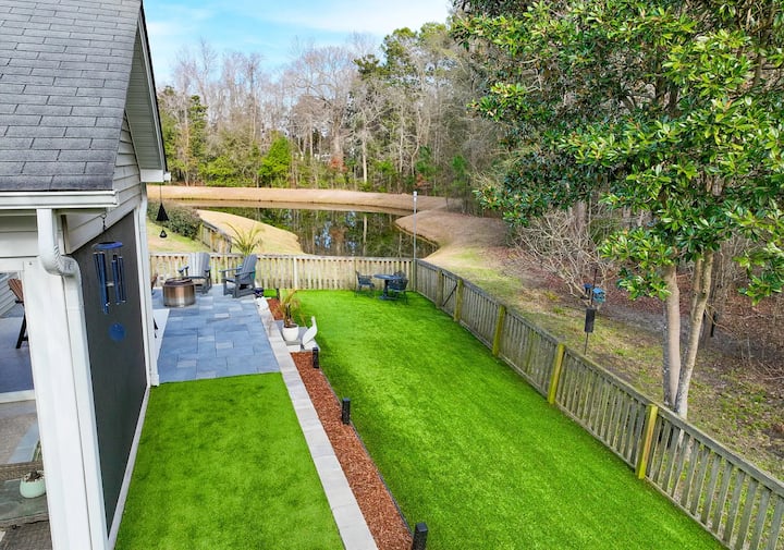 Welcome To Lolo’s Pondview Retreat! - Mount Pleasant, SC