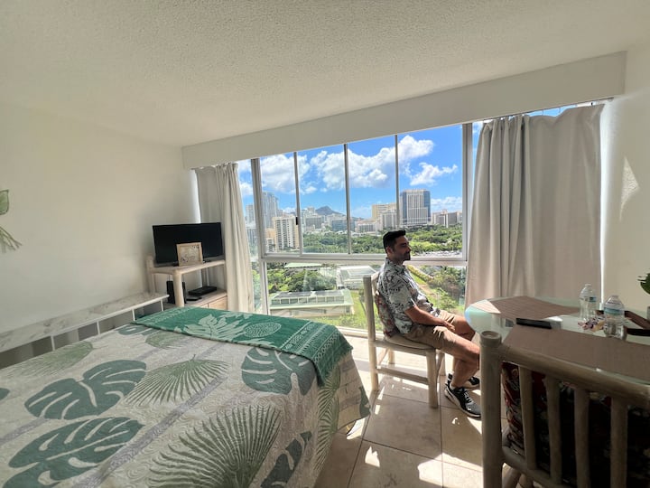 Jewel In Sky Near Hilton Hawaiian Village - Kāhala Beach, HI