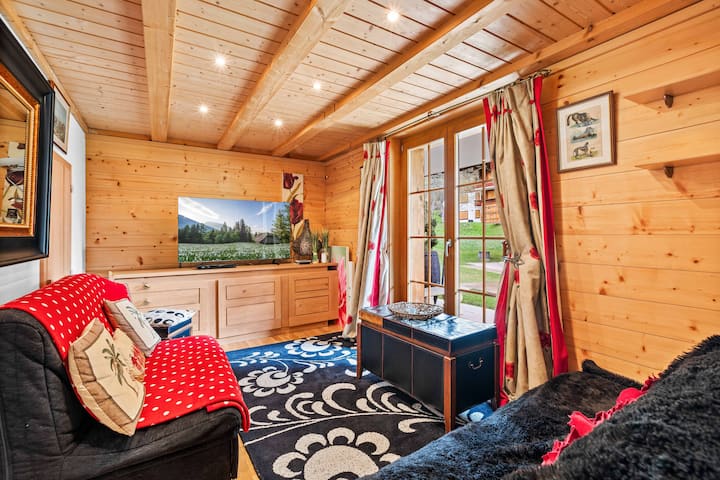 Ski-in/ski-out Chalet | Pool, Views & Fireplace - Les Diablerets
