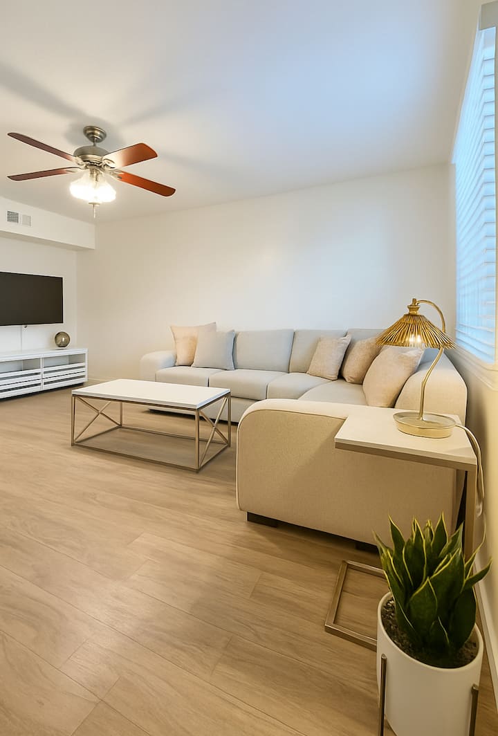 Comfortable 3br In Cary | Pool | Great Value - Cary, NC