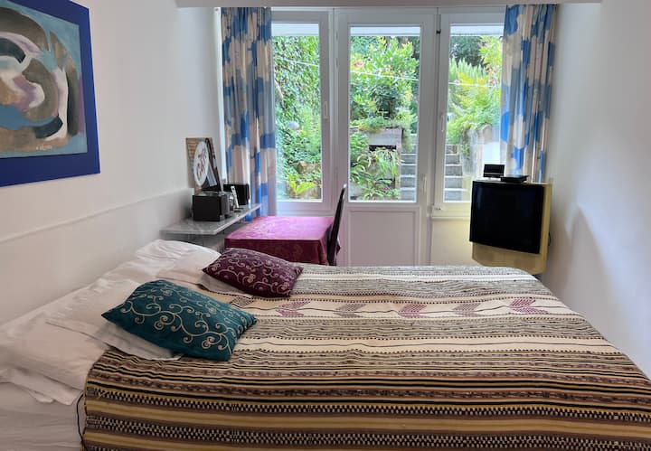 Studio In Der Bonner Südstadt - Bonn