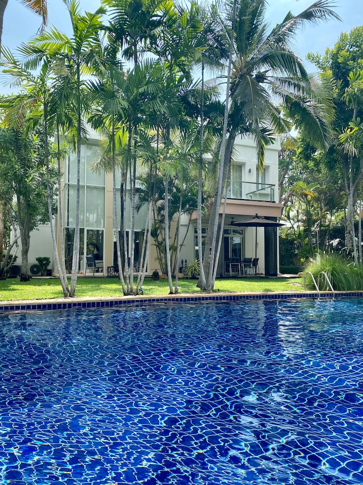 Designer’s Luxury Poolvilla, Short Walk To Beach! - タイ