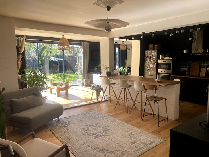 Charmante Maison Familiale, Lumineuse, Chaleureuse - Carquefou