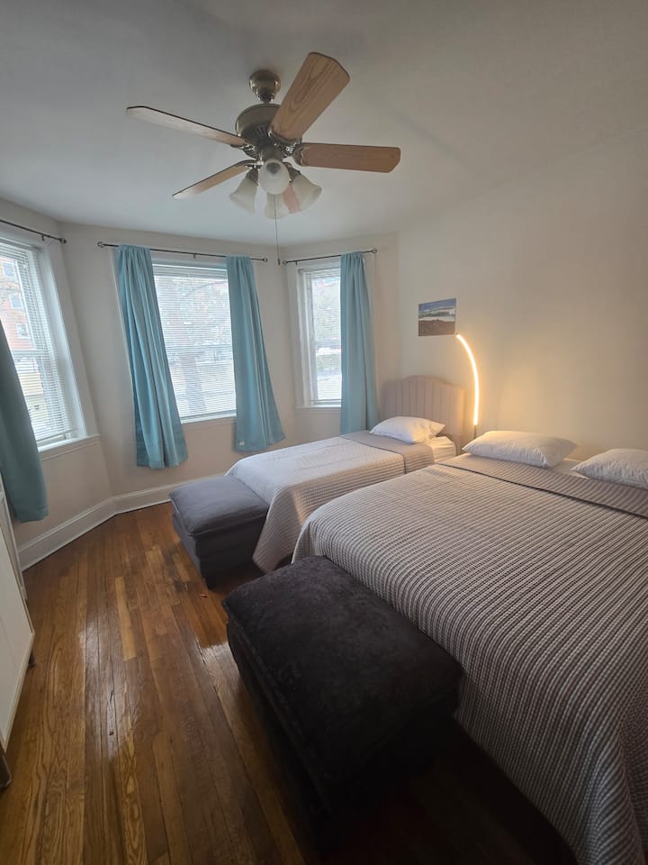 1free Park Spot Fenway/bu/big Sunny 2bd/walk To T - Harvard University,Cambridge