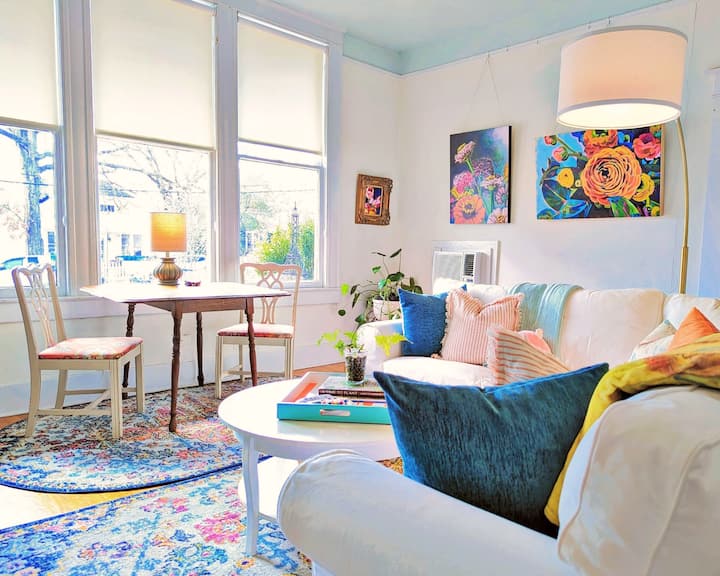 Local Art Local Host Cozy_cottage_vibe Northshore - Nickajack Lake, TN