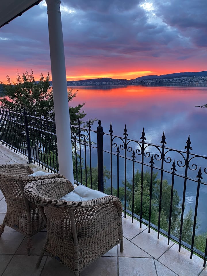 Luksusvilla Ved Sjøen Med Fantastisk Utsikt. - Ålesund