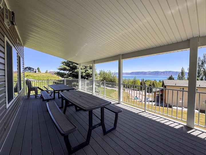 Lake View Cabin With Amazing Views And Hot Tub - Garden City, UT