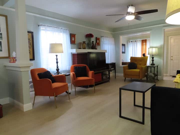 Relaxed Redwood Retreat - Redwood City, CA
