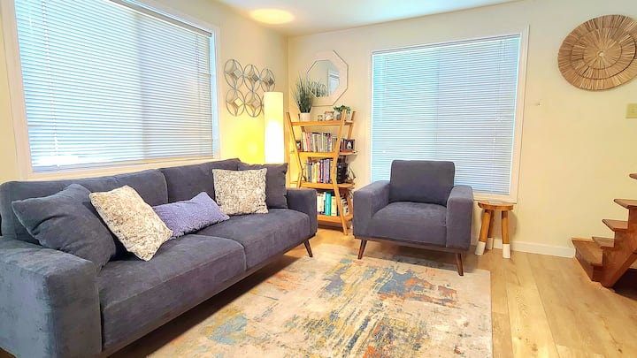 Charming Campus Loft - Corvallis, OR