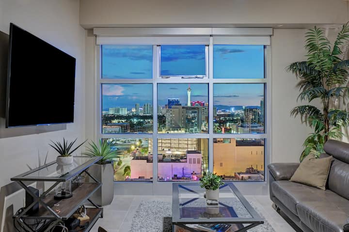Luxury Ogden 2 Bedroom For A Stay Of 31 Days Plus - Las Vegas, NV