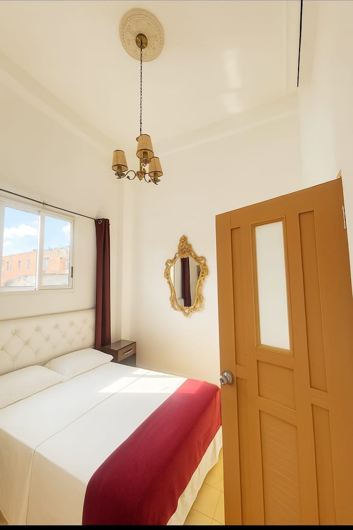 Havana Charm — Colonial Style, View & Wifi Free - Cuba