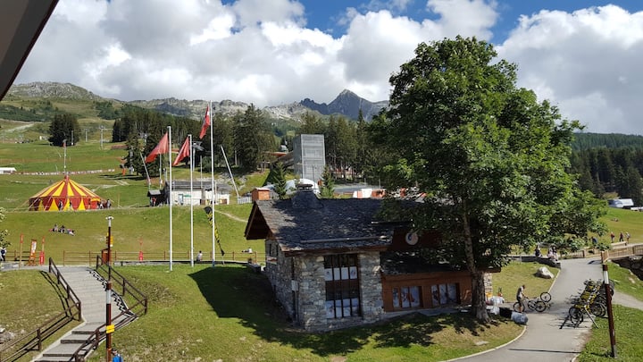 Arc 1800, 40 M2, Pied Pistes, Plein Sud, Parking - Bourg-Saint-Maurice