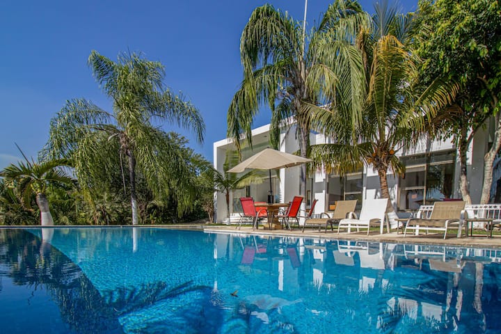 Casa Blanca Residencia De Lujo  Tequesquitengo - Tequesquitengo