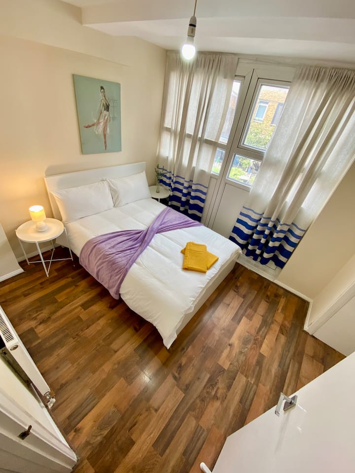 +Cosy 2br Flat -1 Min To Mile End-22mins To City - Greenwich