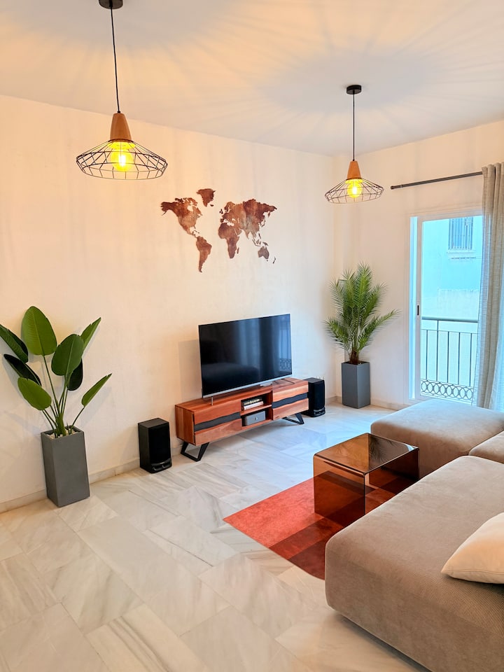 Big New Apartment. Old Town - Málaga