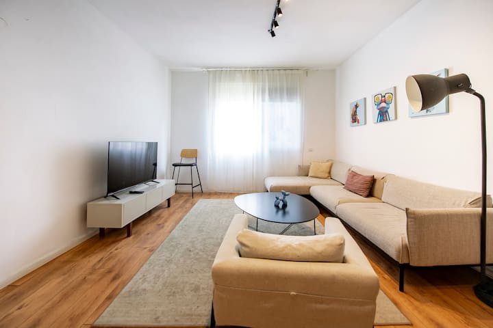 Hot Amazing 2br Apartment With Mamad ! - Tel Aviv