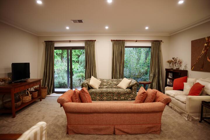 Affordable Mid-week Accommodation In The Highlands - Mittagong