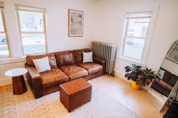 Cozy In-town Studio Apartment! - Acadia National Park