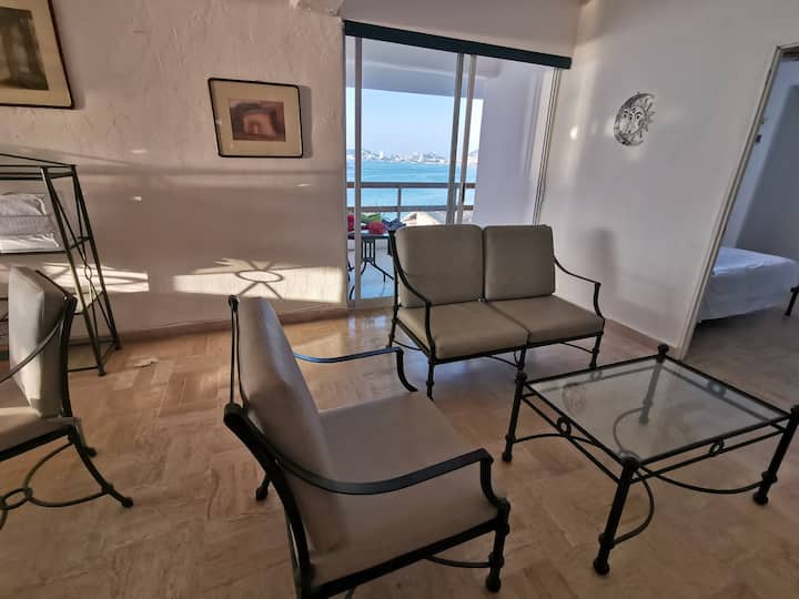 Departamento Junto A Playa Con 3 Recámaras - Acapulco