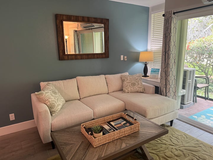 Remodeled 2025, King Bed 1 Bdrm, 2 Bath, Sleeps 4 - Laie, HI