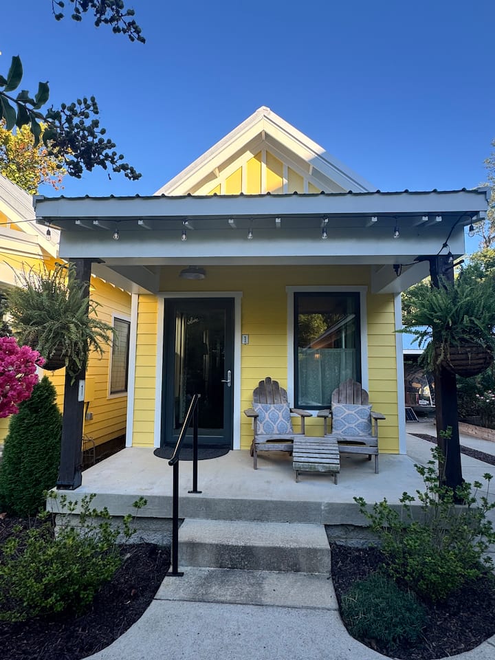 Visit Leiper's Fork From A Luxury Retro Cottage #1 - Fairview, TN