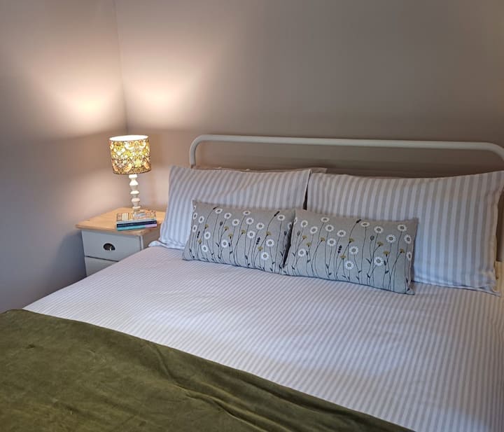 Tilia Cottage, Bakewell. - Bakewell