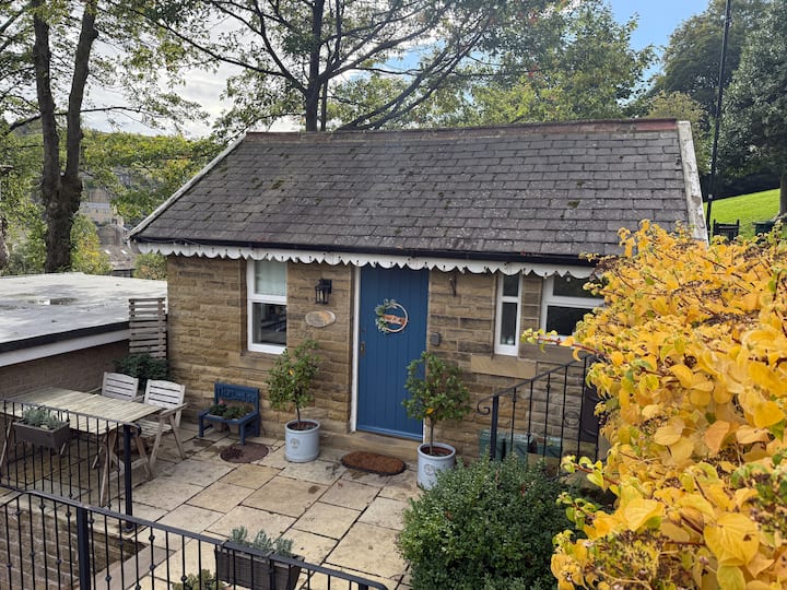 The Lodge, Holmfirth - Holmfirth