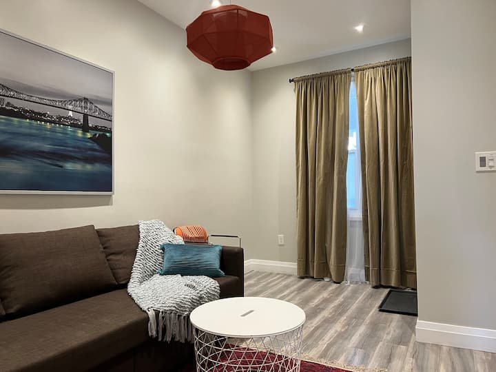 Private Modern Apartment Toronto West Geary Ave2 - Toronto