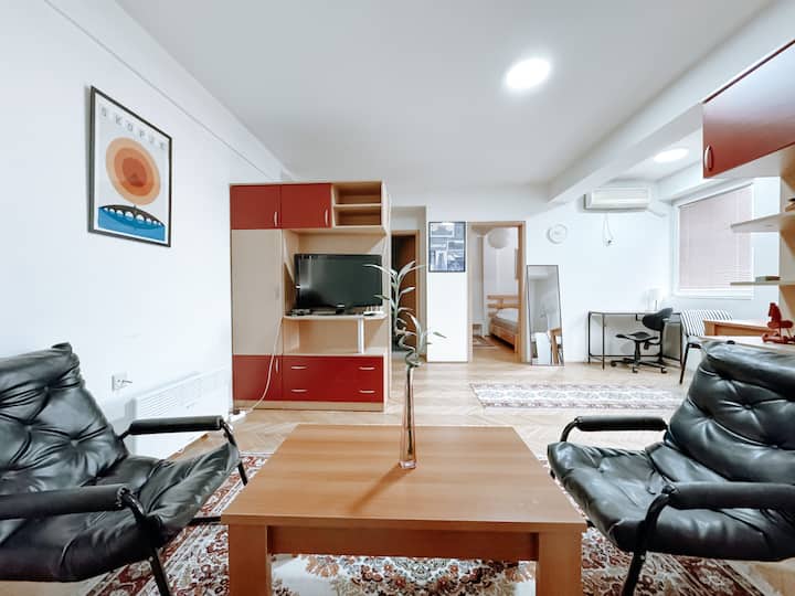 Central 1 Bedroom Apartment In Bohemian District - Skopje